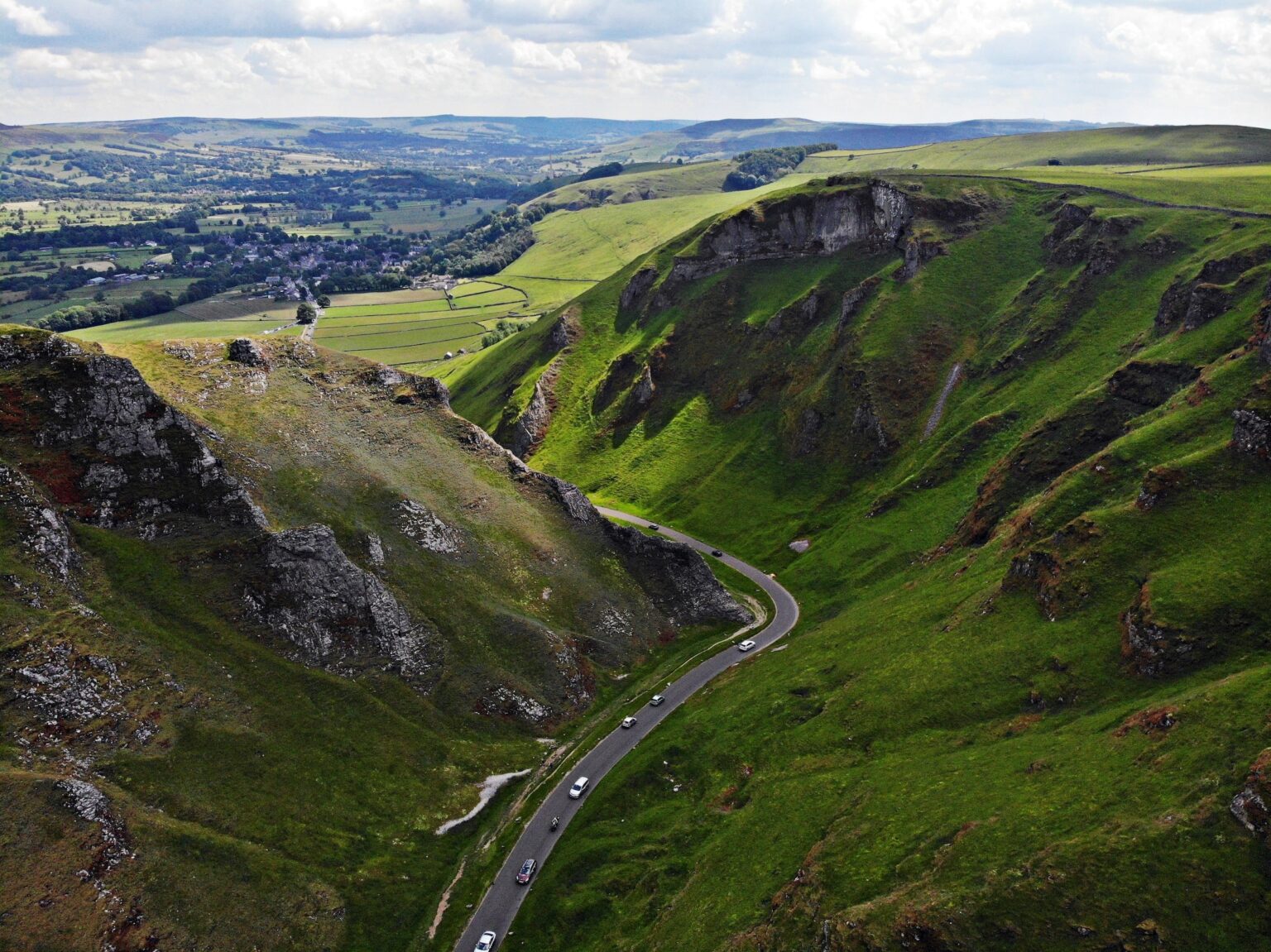 The Best Things To Do in Castleton | Travelling Tam